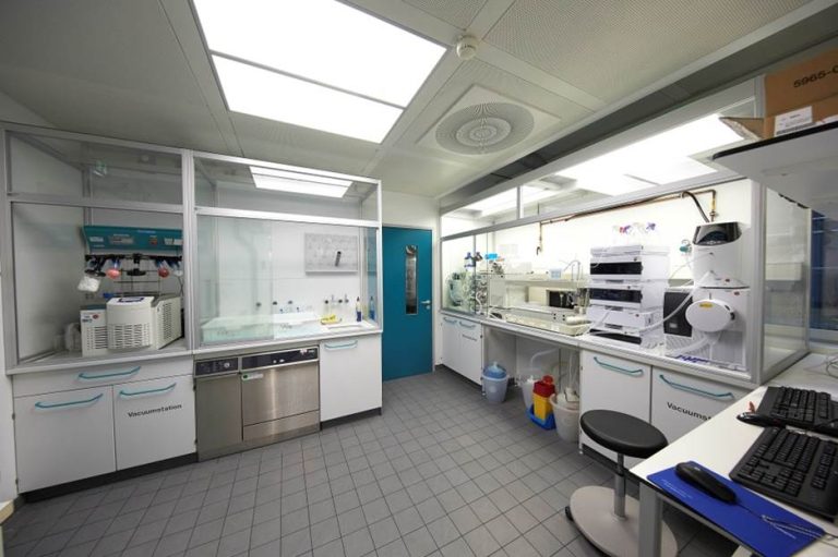 Chemical Synthesis Core Facility – Analytical and organic chemistry ...