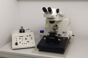 Ultramicrotomes – Electron Microscopy Core Facility